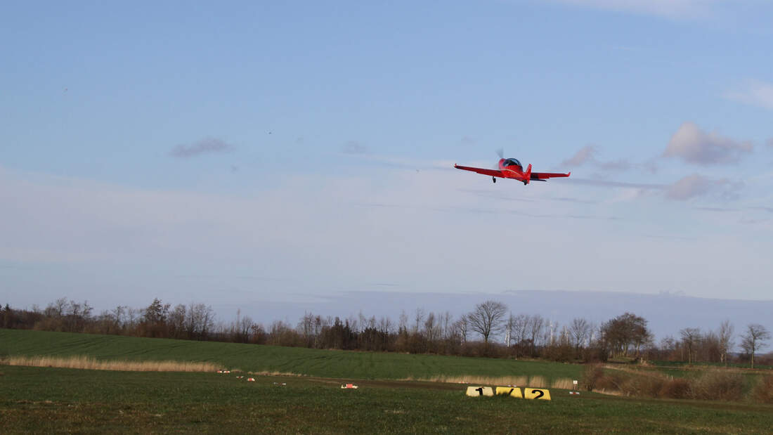 Die Breezer Sport fliegt jetzt mit dem Turbo-Rotax 915 iS | aerokurier