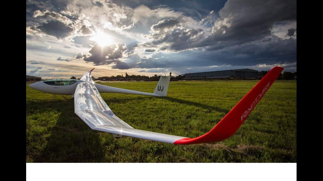 Jonker Sailplanes JS3: Das neue Rennklasse-Flugzeug fliegt | aerokurier