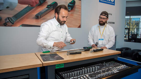 aerokurier Maintenance Area: Wartungs-Experten auf der Bühne